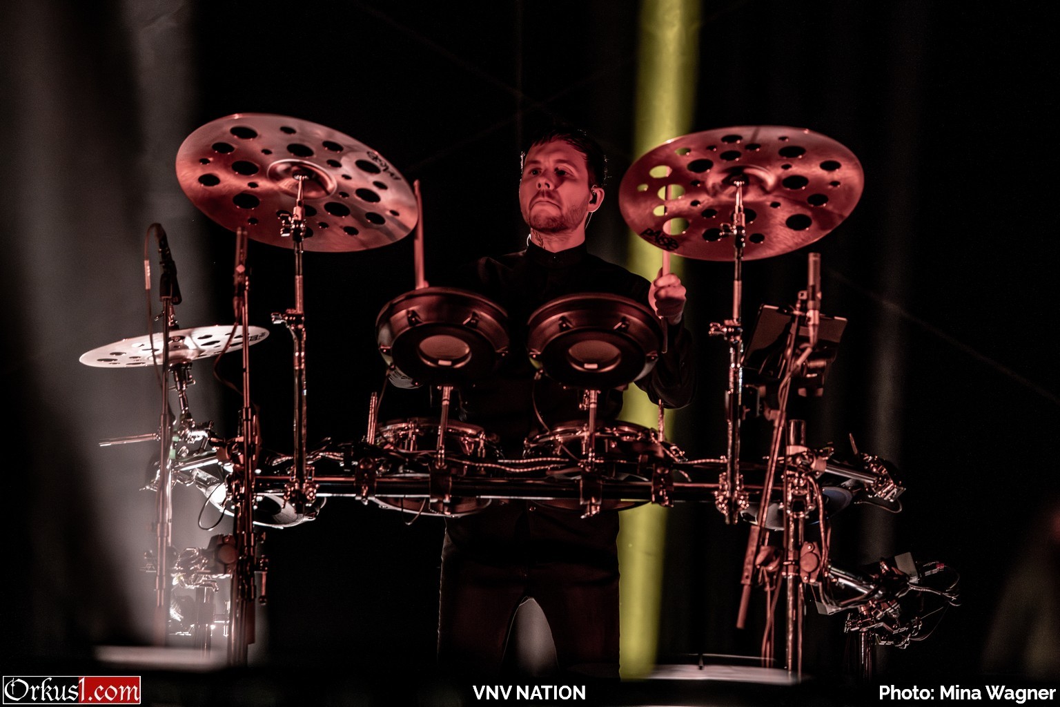 VNV NATION: On Stage - Orkus1.com